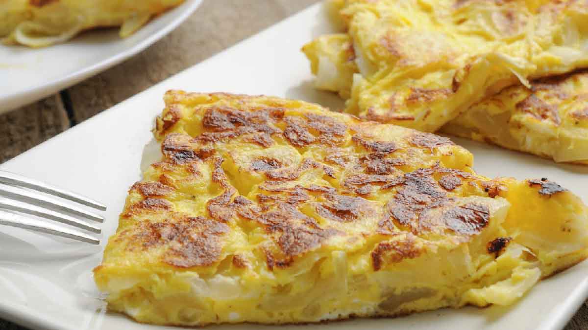 Pas besoin d’oeufs pour réaliser cette omelette et pourtant, elle n’a ...