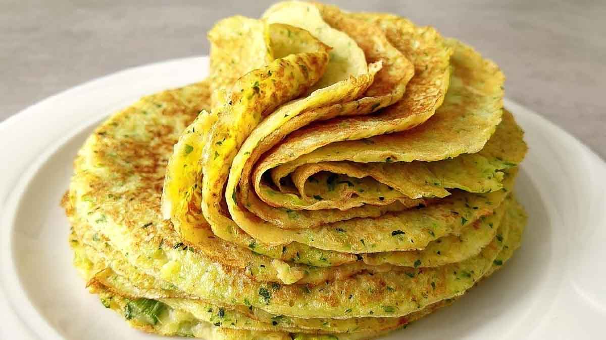 Ces crêpes aux courgettes et pommes de terre vont faire raffoler tout ...